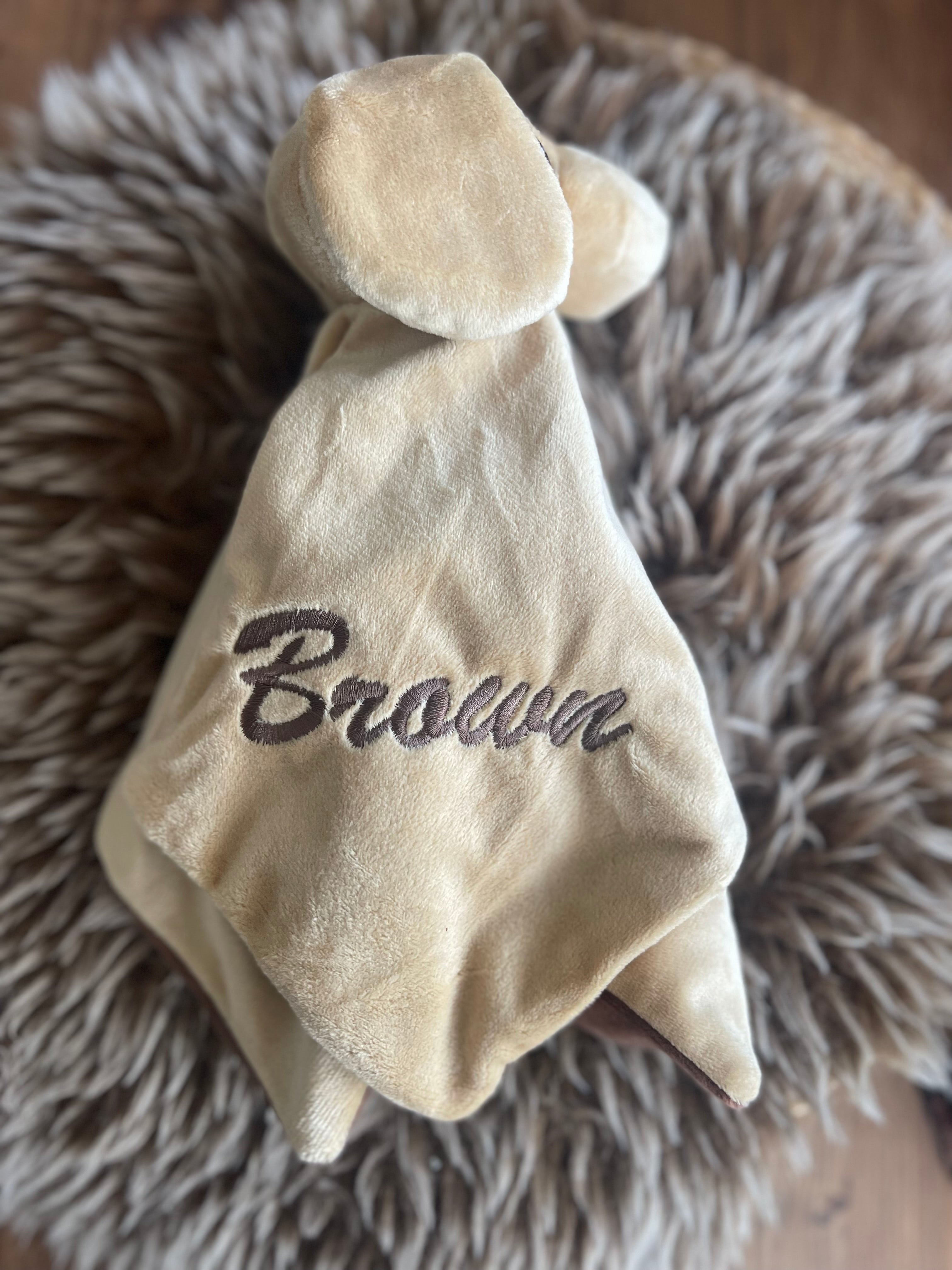 EMBRODERY YELLOW CUDDLE LAB – Elvis Bätz